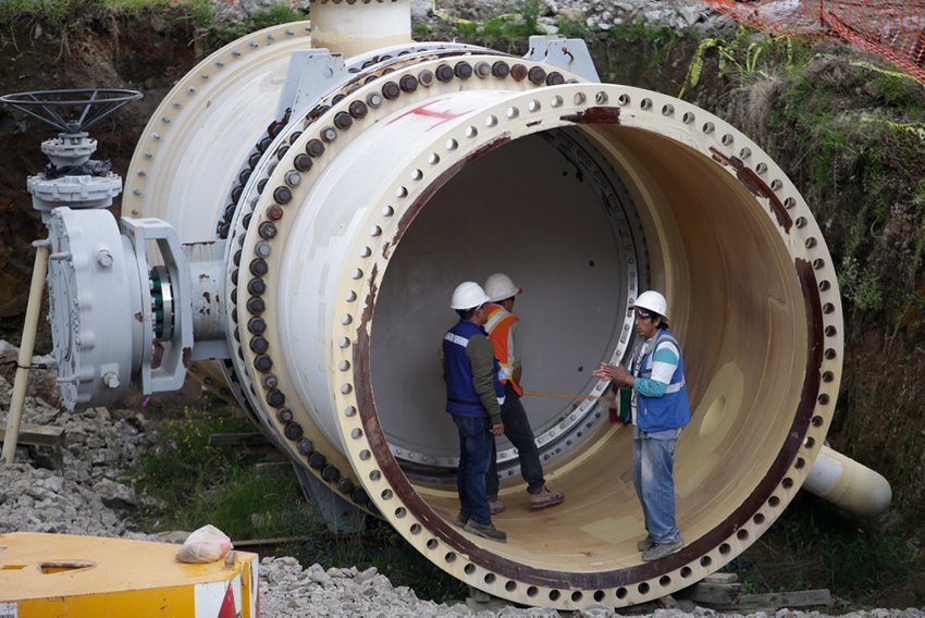 Mexico City water system upgrade at least 12 hours behind schedule