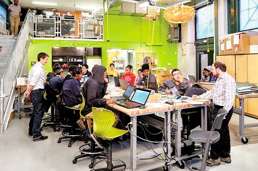 Mexico's first aerospace laboratory will offer courses to students of ...