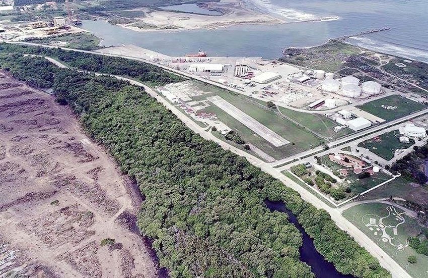 In 11 days, new refinery gets environmental approval: energy secretary