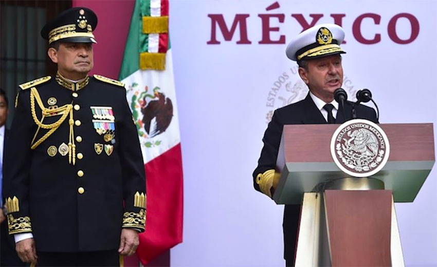Military pledges loyalty to López Obrador during Revolution ceremony