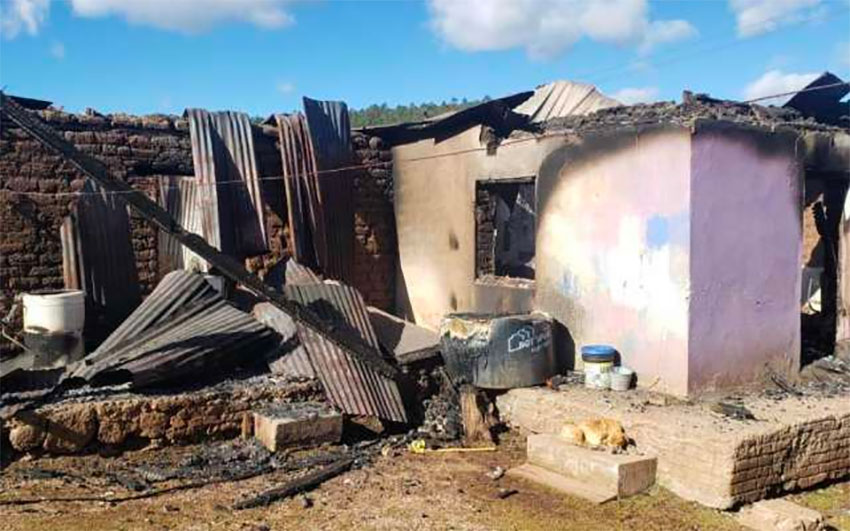 Houses, vehicles torched in Chihuahua town as gang warfare continues