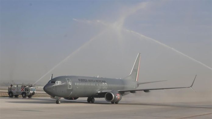 AMLO inaugurates new air force base, first stage of Santa Lucía airport