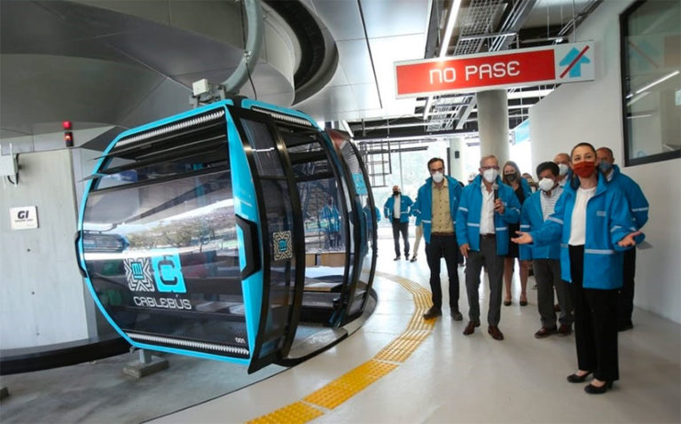 Mexico City begins operating first leg of new cable car line