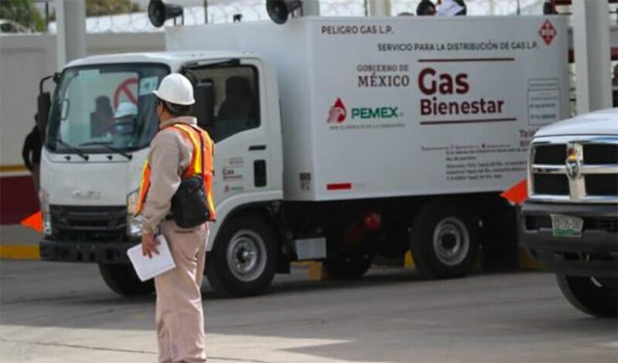 Government's LP gas company begins operations in Mexico City