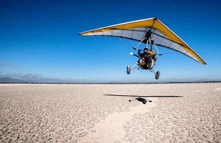 Go for an ultralight flight and experience unbounded freedom!