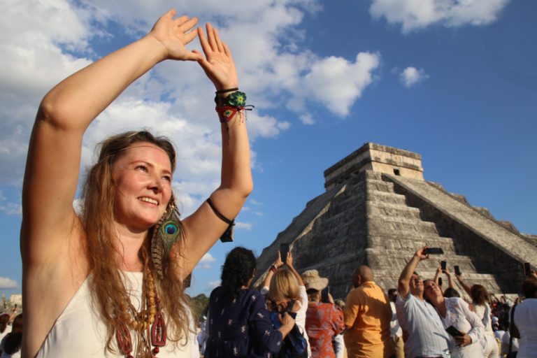 Chichén Itzá and Teotihuacan prepare for spring equinox
