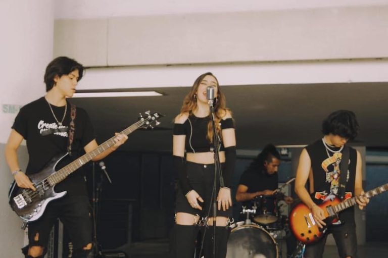 From Hollywood to Mexico, actor Eduardo Minett is making his mark