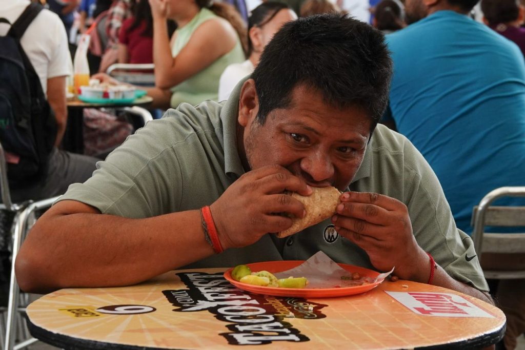 Street food for vegans in Mexico: it does exist!