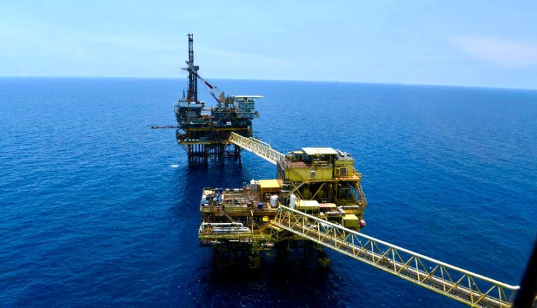 Helicopter contracted by Pemex crashes in Gulf of Mexico