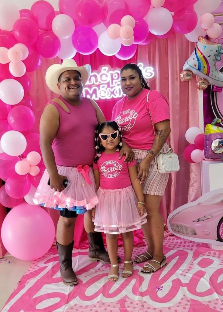 "Barbie" opening weekend brings pink fever to Mexico