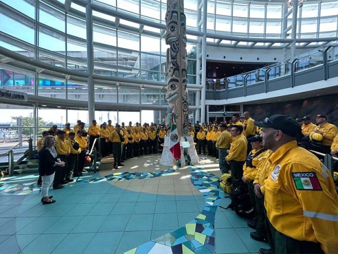 Mexico sends another contingent to help fight Canadian forest fires
