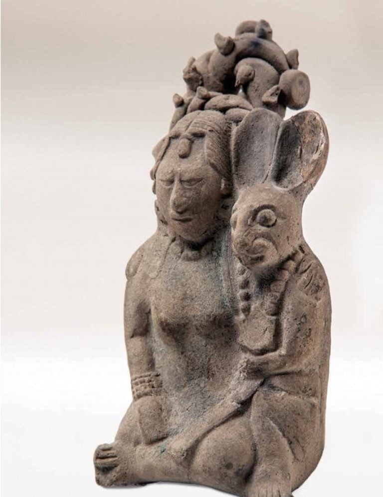 Maya moon goddess Ixchel: a benevolent deity with a dark side