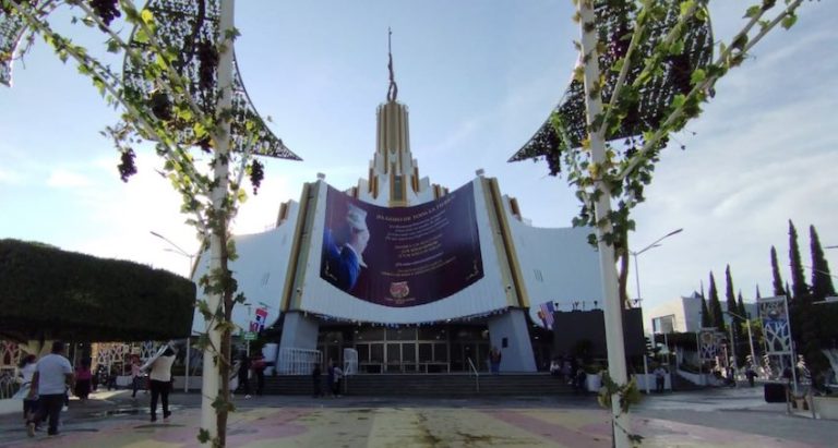 La Luz del Mundo church gathering in Guadalajara draws 500,000
