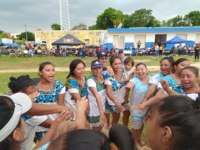 Las Amazonas de Yaxunah are women warriors of Mexican softball