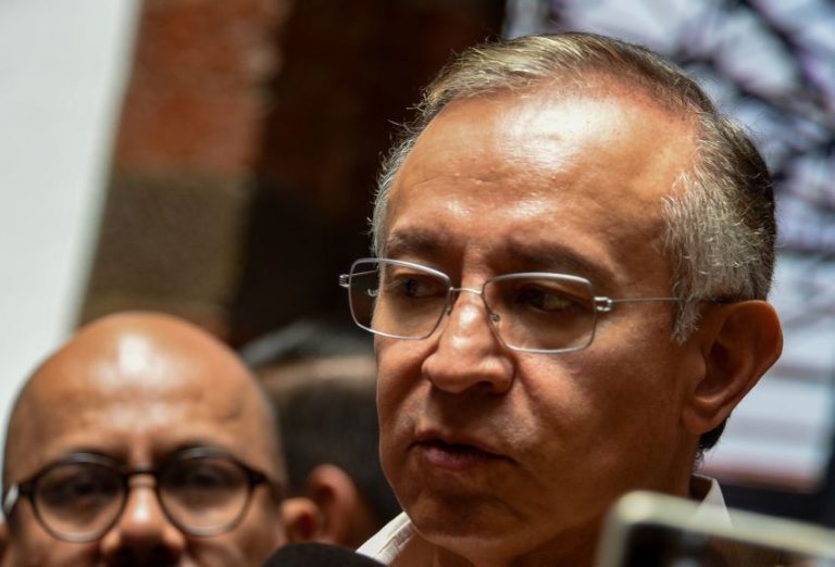 Interpol issues Red Notice for fugitive mayor of Toluca