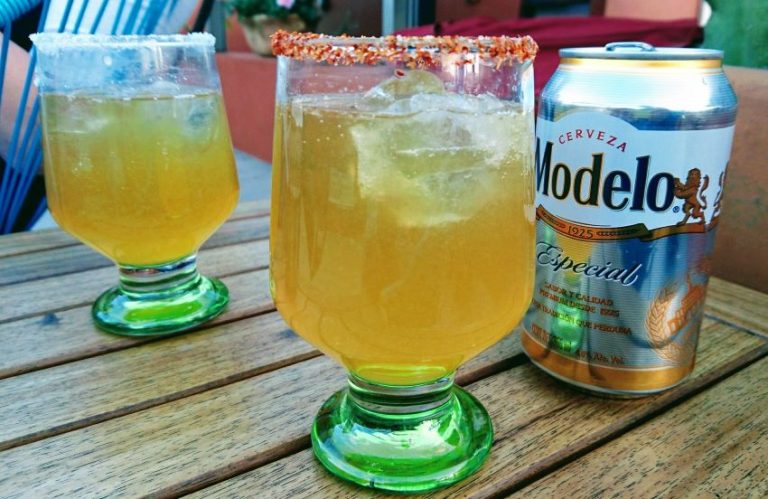 Michelada or chelada, what's the difference?