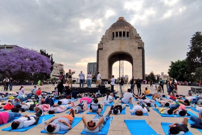 Hundreds take a mass 'siesta' in Mexico City for World Sleep Day