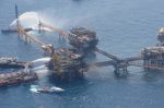 Fire at Pemex oil platform leaves 1 worker dead, 13 injured