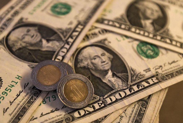 Remittances to Mexico drop 10% month-over-month in July