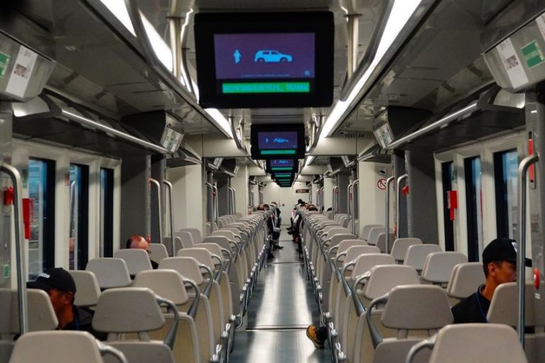 AMLO, Sheinbaum unveil Santa Fe station of CDMX-Toluca train