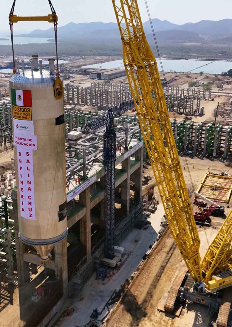 2 dead, 1 injured in Pemex refinery fire in Oaxaca