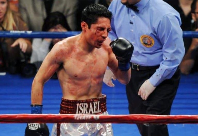 Mexican boxing legend Israel 'Magnífico' Vázquez dies at 46