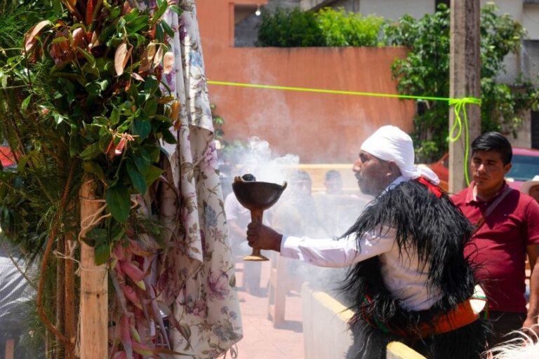 In Mexico’s unique Holy Week processions, Indigenous tradition ...
