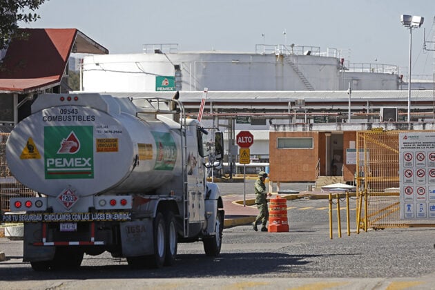 Pemex recovers? 2025 debt drops to lowest level in over a decade