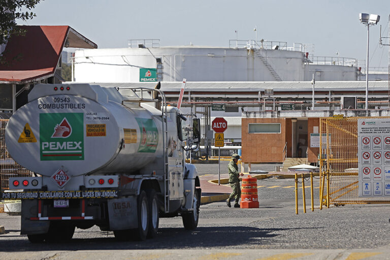 Pemex recovers? 2025 debt drops to lowest level in over a decade