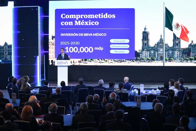 Mexico's productivity lower today than 25 years ago, economist warns