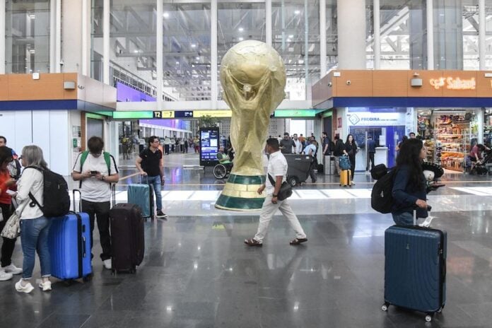 Mexico bars travelers from 3 African nations over Ebola fears ahead of ...